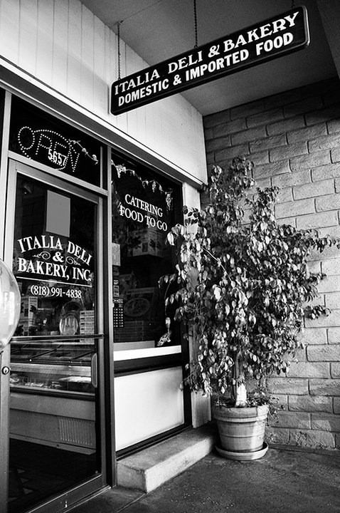 Welcome to Italia Deli & Bakery – Italia Deli & Bakery